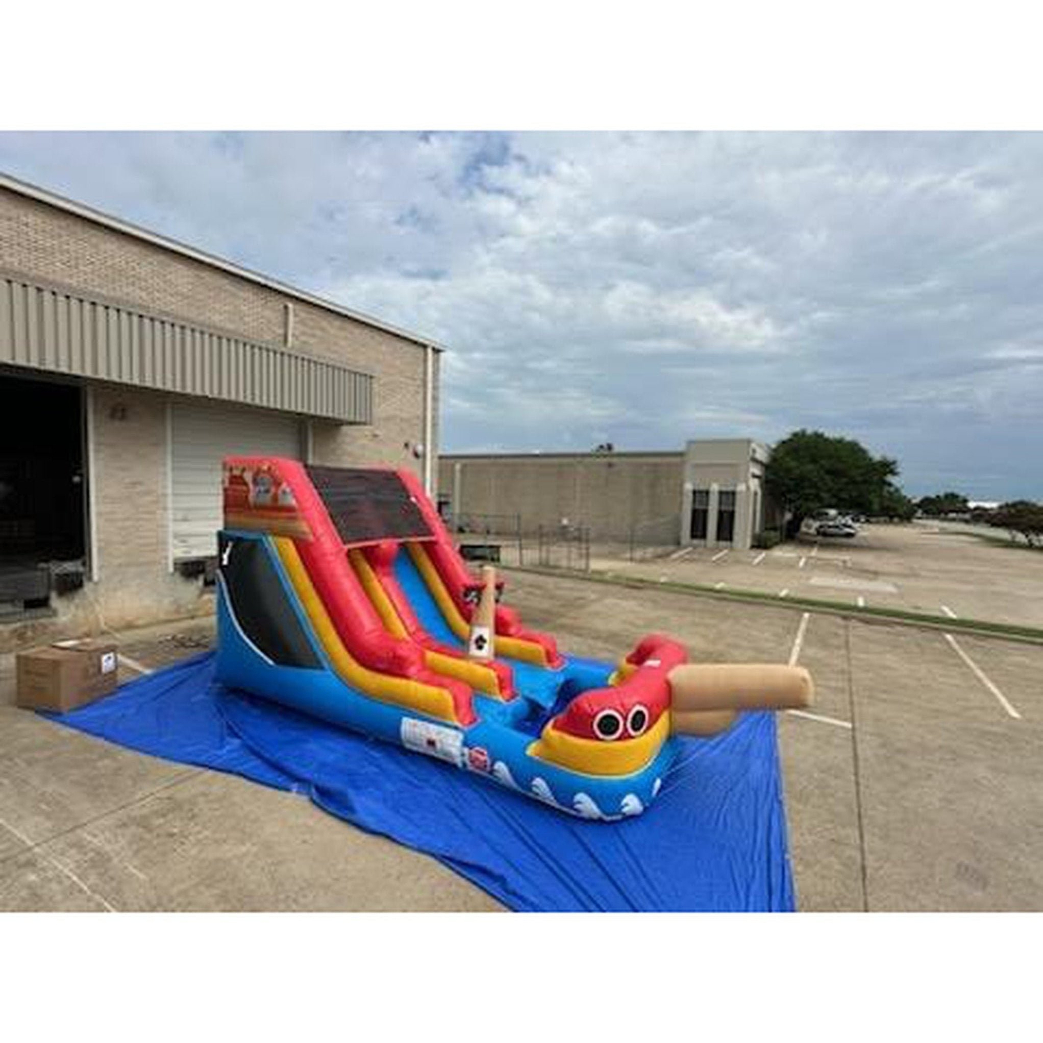 10' Lightweight Pirate Slide — Beyond Tent